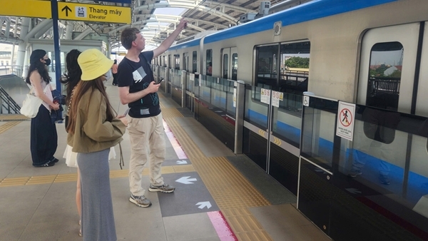 Over 19.4 million passengers have used Metro Line 1 after more than a ...