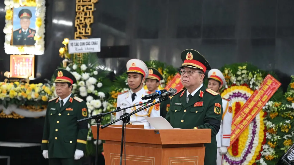 Farewell to General, Hero of the People's Armed Forces Le Van Dung