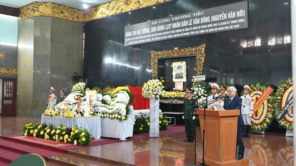 Farewell to General, Hero of the People's Armed Forces Le Van Dung