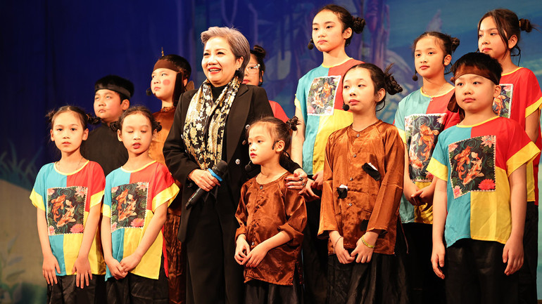 The "Pull" style of traditional Vietnamese opera and the effort to ...