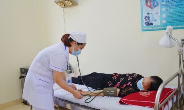 Accelerate efforts to achieve the goal of universal health insurance ...