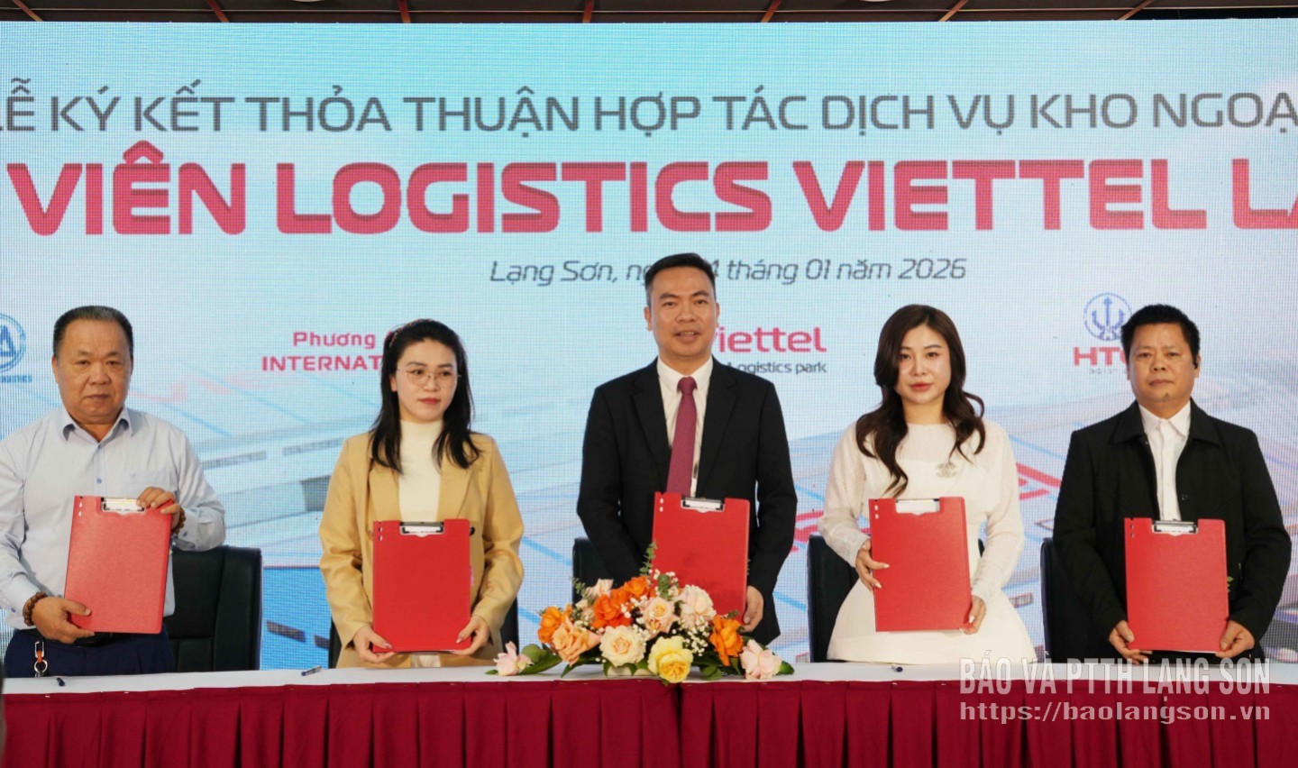Eröffnung des Dong Dang Zolllagers im Viettel Logistics Park in Lang Son.