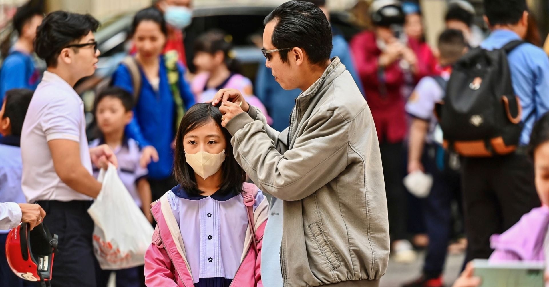 The teacher points out why many parents teach their children incorrectly.