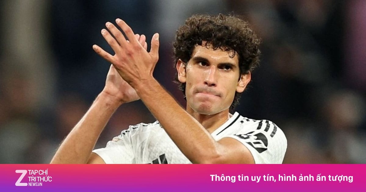 Ein ehemaliger Spieler von Real Madrid weint, als sein alter Verein ...