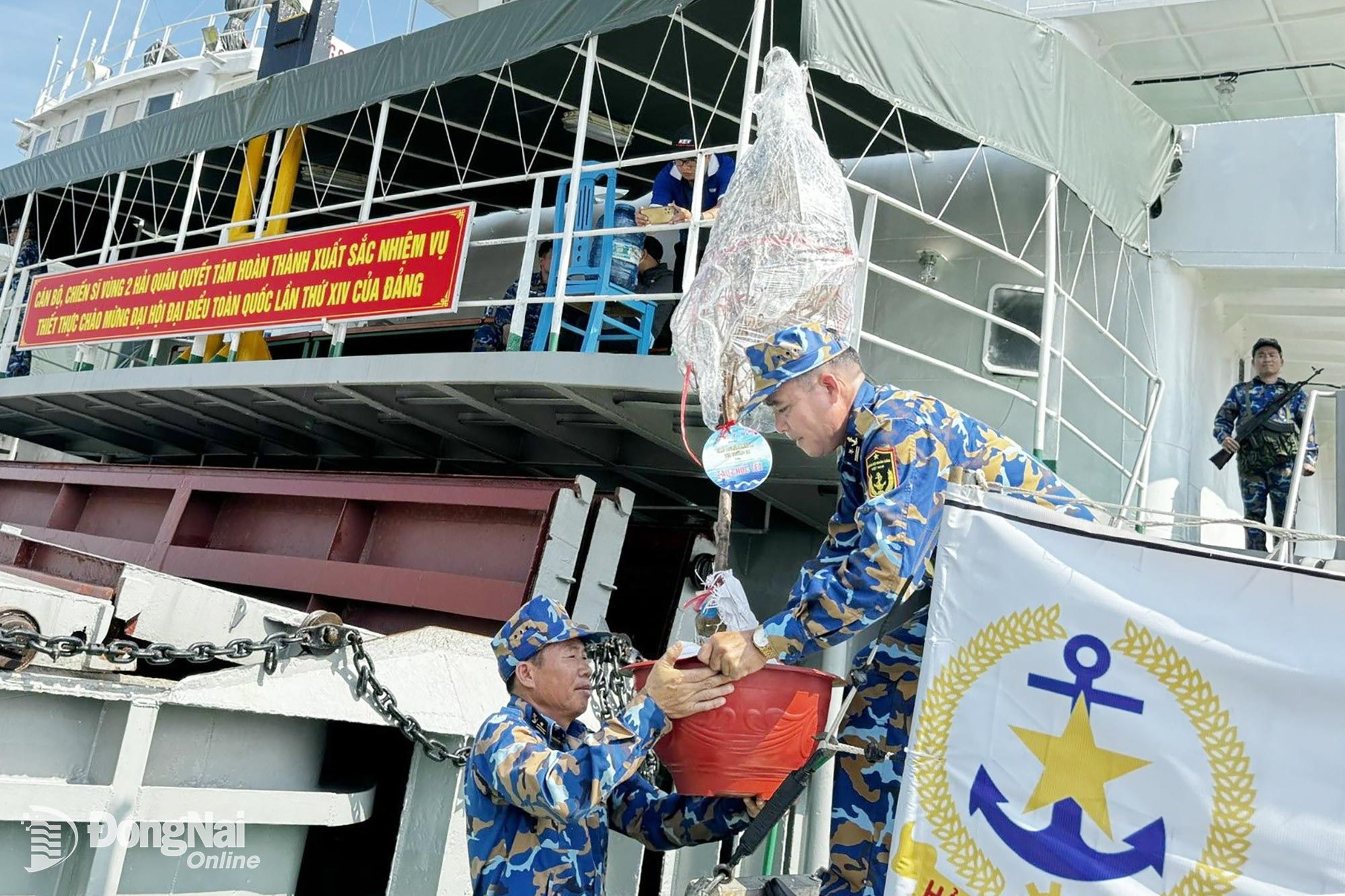 [Galería de fotos] La Región Naval 2 se prepara para entregar regalos ...