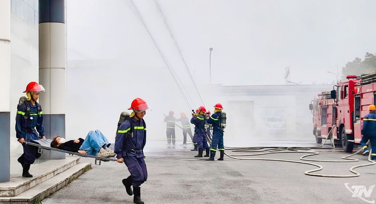 Simulacro de extinción de incendios en Xmart Lighting Vietnam Co., Ltd.