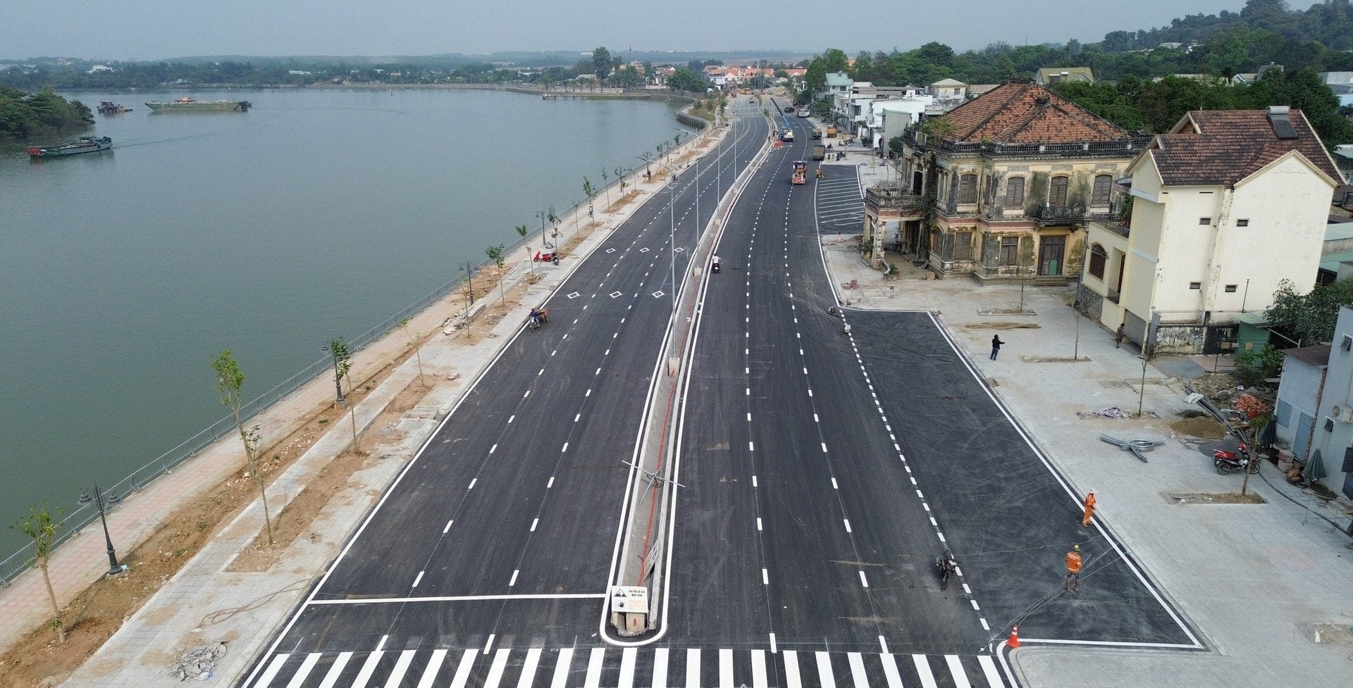 Dong Nai opent rivieroeverweg van bijna 2 biljoen VND voor verkeer ...