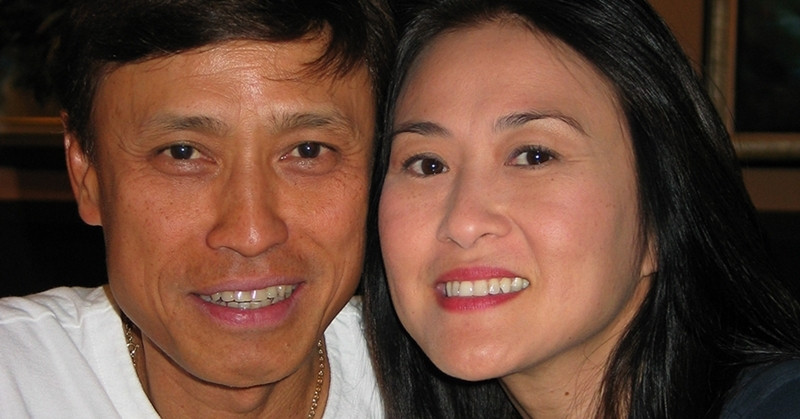 Sweet words singer Tuan Ngoc dedicated to his wife, 14 years his junior ...