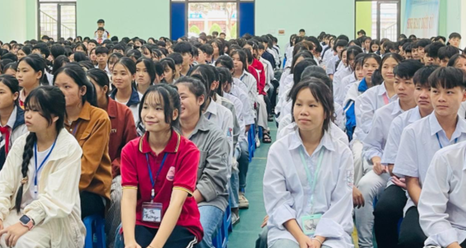Son La Province has halted its plan to use a combination of 6 subjects ...