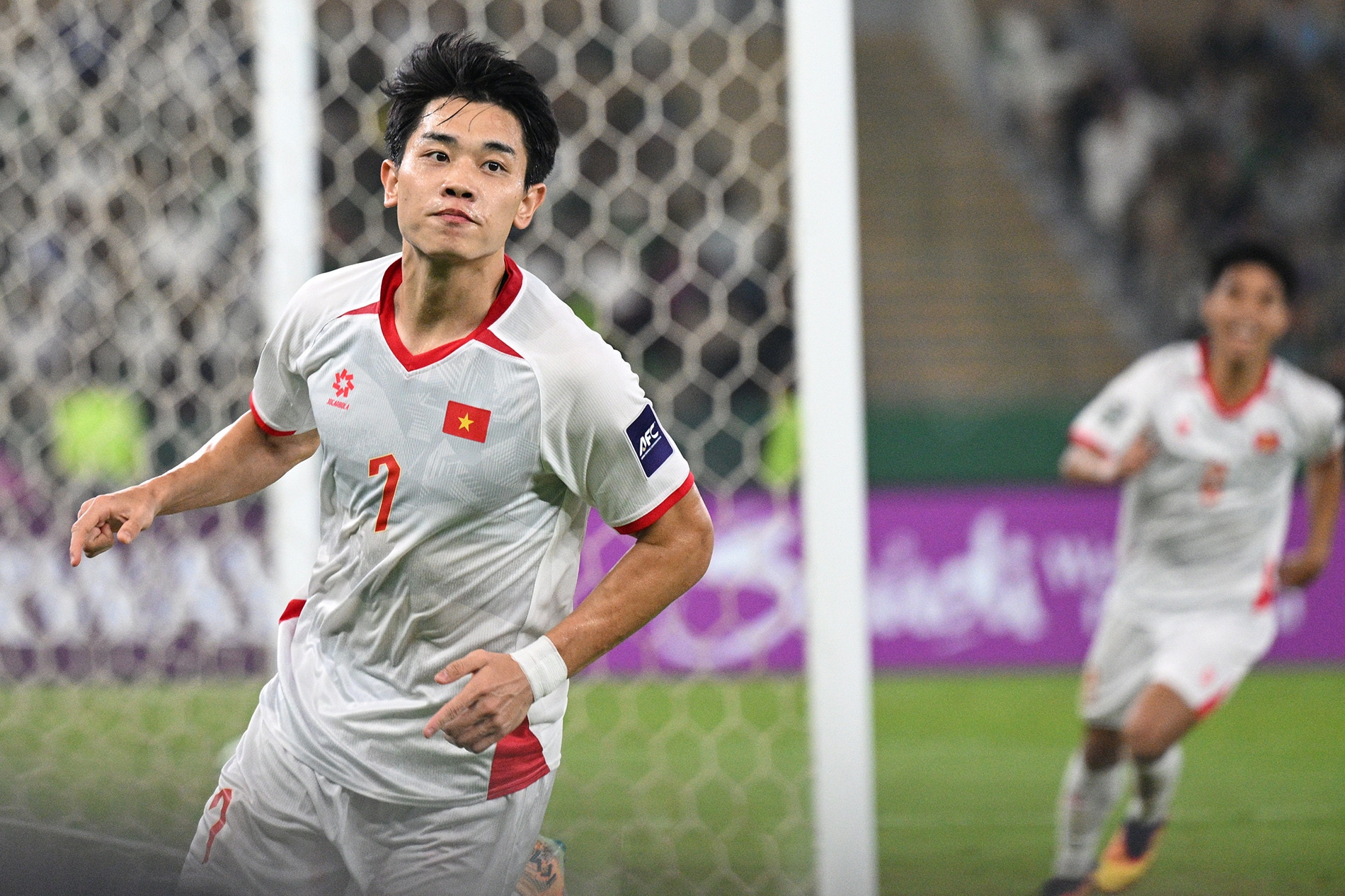 Trực tiếp bóng đá U23 Việt Nam 3-2 U23 UAE: Minh Phúc tỏa sáng