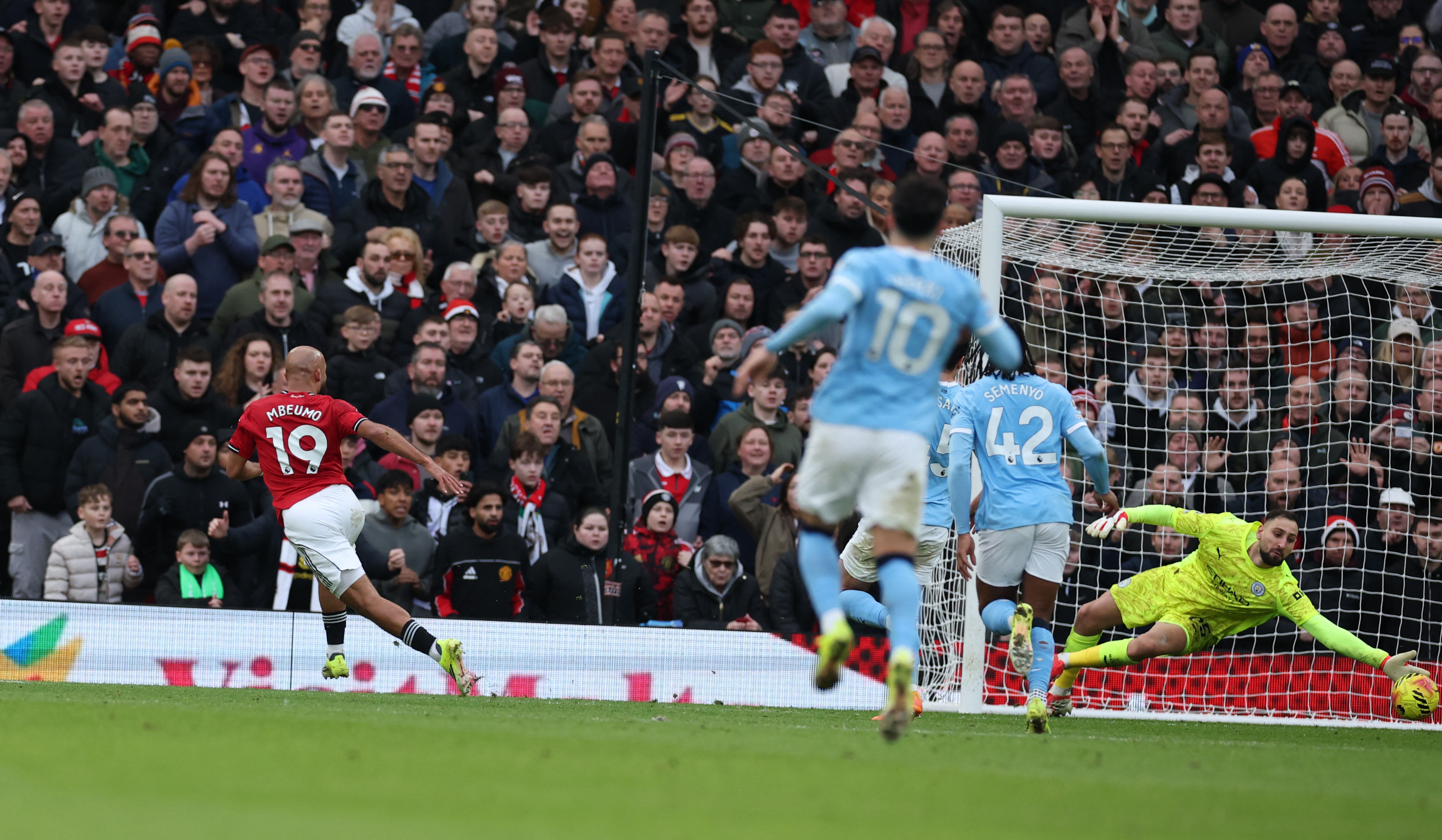 MU 2-0 マンチェスター・シティ：「レッドデビルズ」が輝く。