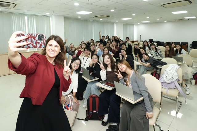 The British Consul General in Ho Chi Minh City shares tips for ...