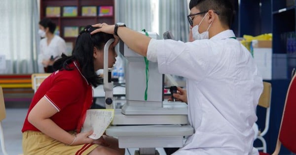 Is keratitis dangerous for children?