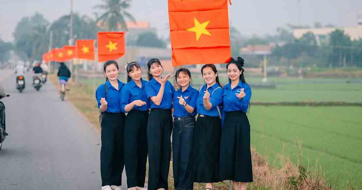 Young people are refreshing the appearance of communes and wards to ...