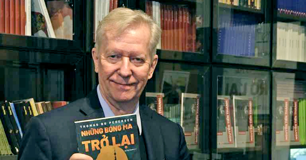 Una novela nacida del amor por Vietnam de Thomas Bo Pedersen.