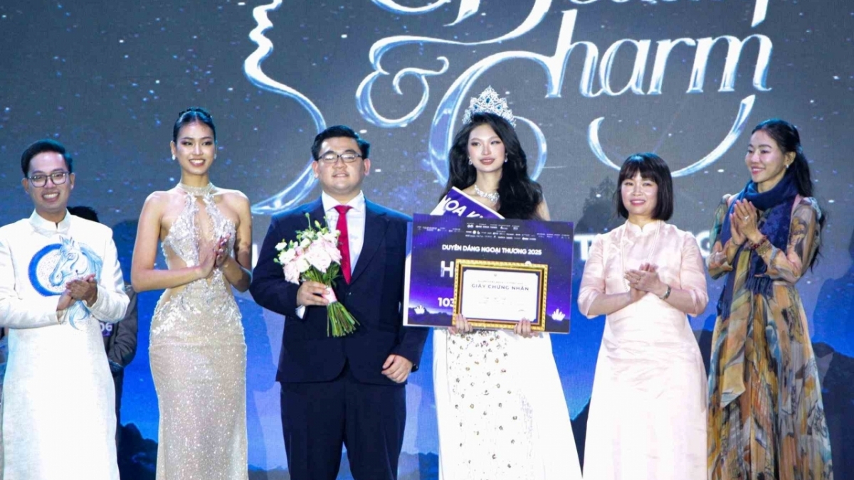 The winners of the Miss and Mr. Charming Foreign Trade University 2025 ...
