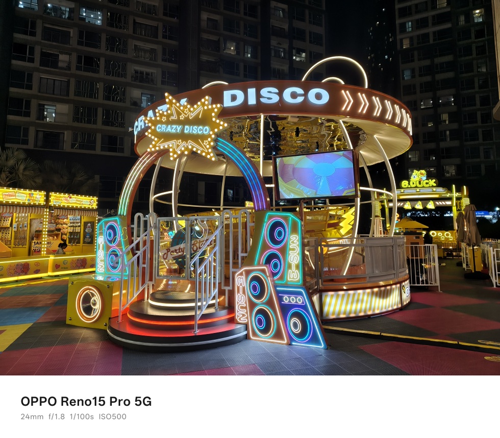 OPPO Reno15 Pro 5G vs. iPhone 17: Mana yang merupakan pilihan yang tepat?
