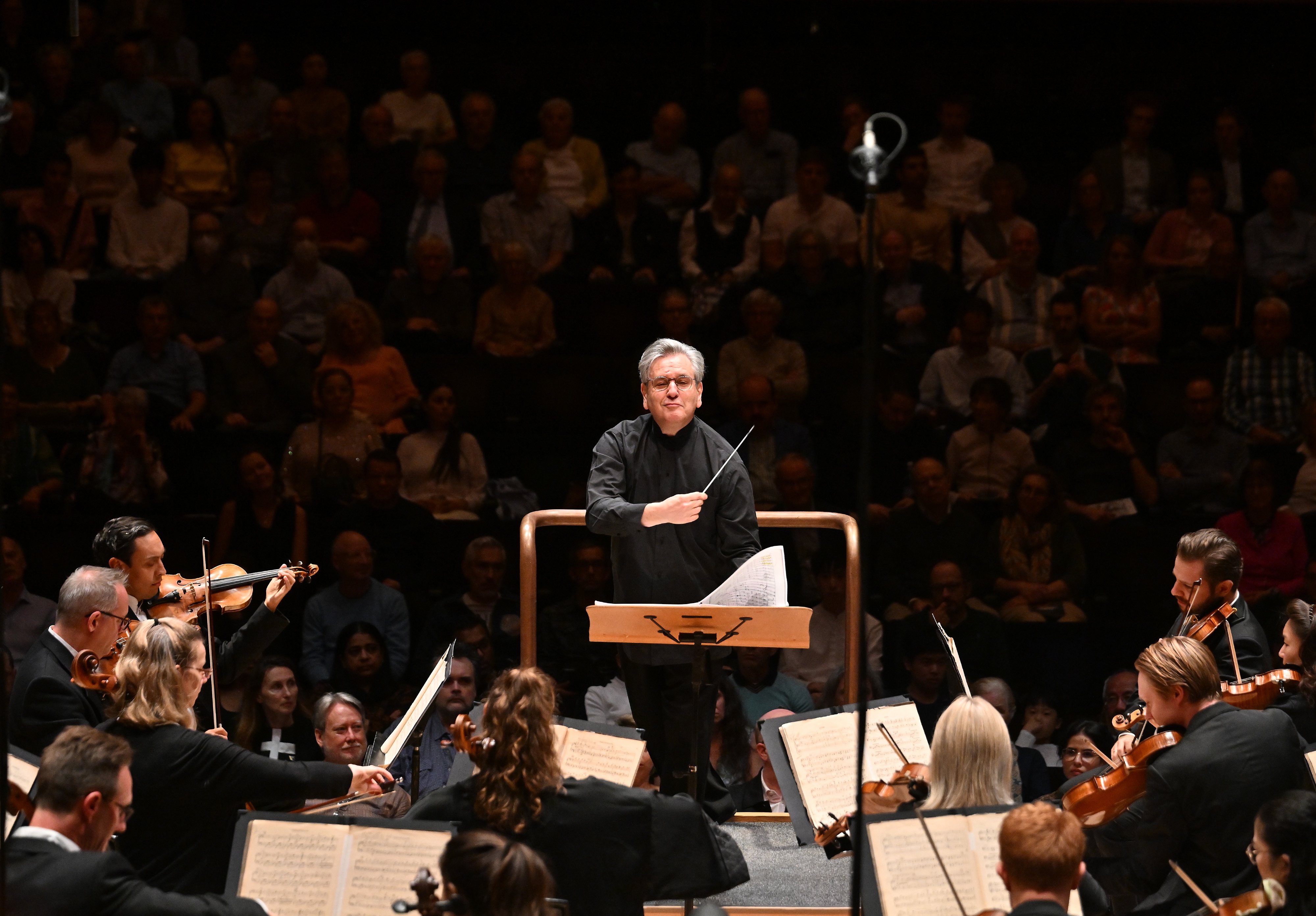 A Orquestra Sinfônica de Londres (LSO), um ícone musical de renome ...