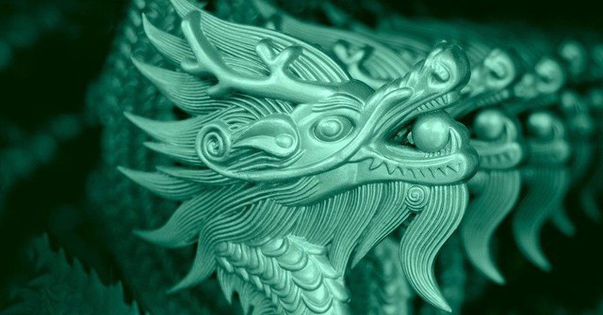 Why did Dragon Capital's stock surge by 40% on its first day of trading?