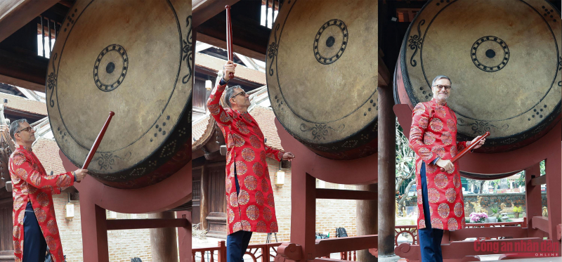 The French ambassador, dressed in traditional Vietnamese áo dài ...