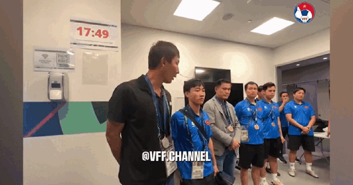 L'entraîneur Kim Sang-sik révèle des détails choquants sur les vestiaires : « J'ai réprimandé ...