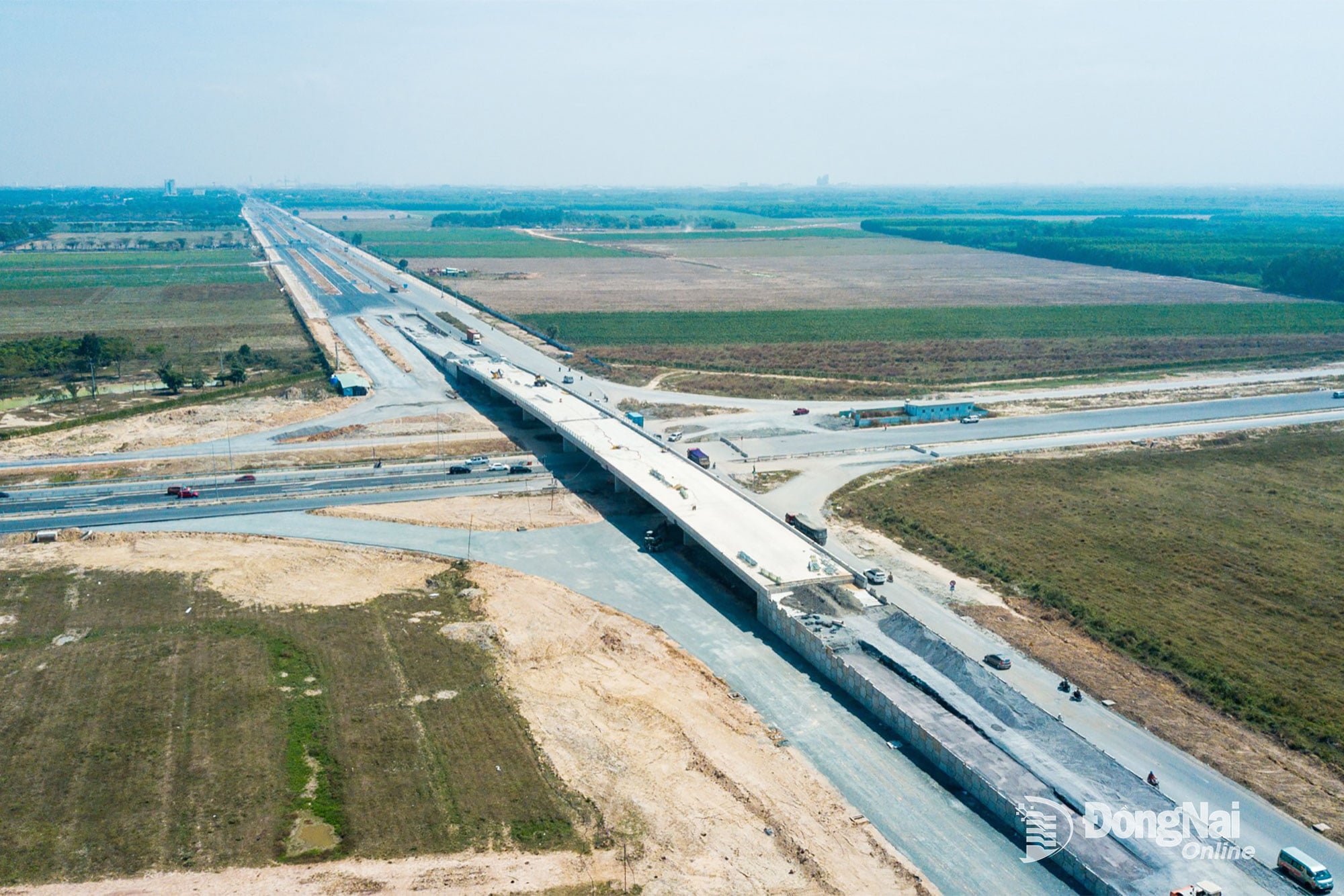 [Galería de fotos] Vista general de las dos rutas que conectan el ...