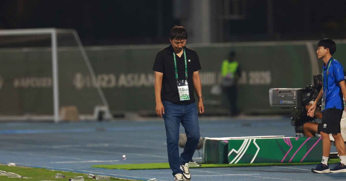 Korean media explains coach Kim Sang-sik's moment of silence after the ...