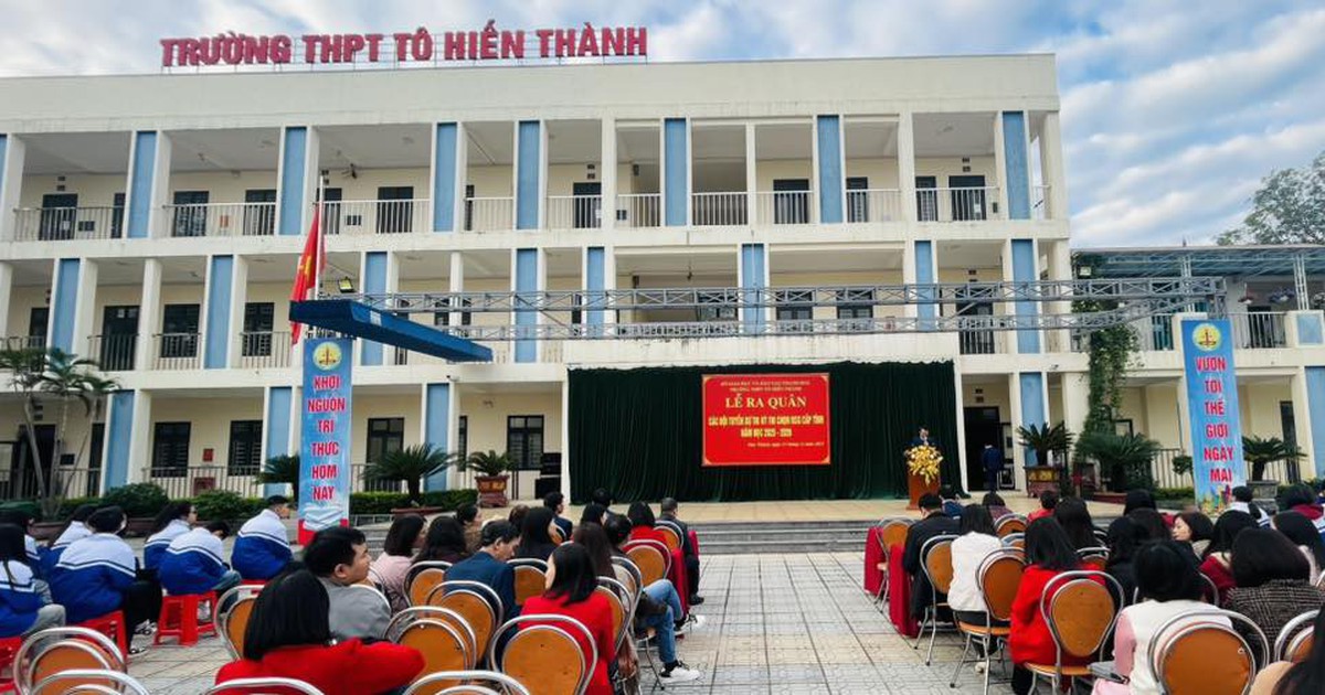 Mengapa 33 guru menaikkan atau menurunkan nilai ujian semester siswa?