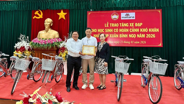 The Mattana Charity Pickleball Tournament donates 500 bicycles to ...