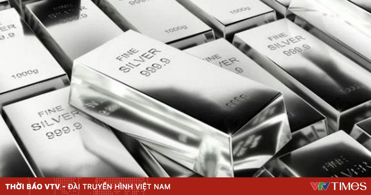 Giá bạc bứt phá lên đỉnh mới