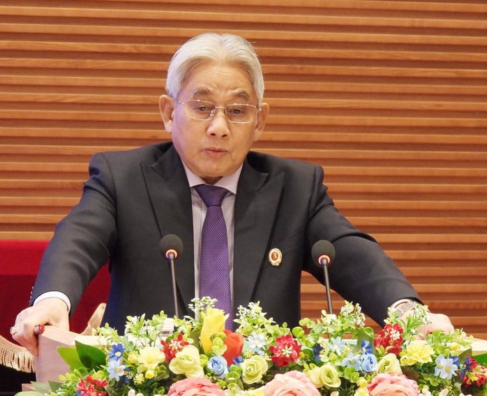 Cuu Long University reappoints and appoints 168 new leaders.
