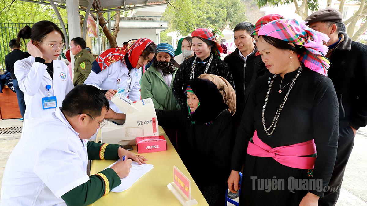 The "Spring Border Guard Program: Warming the Hearts of Local People ...