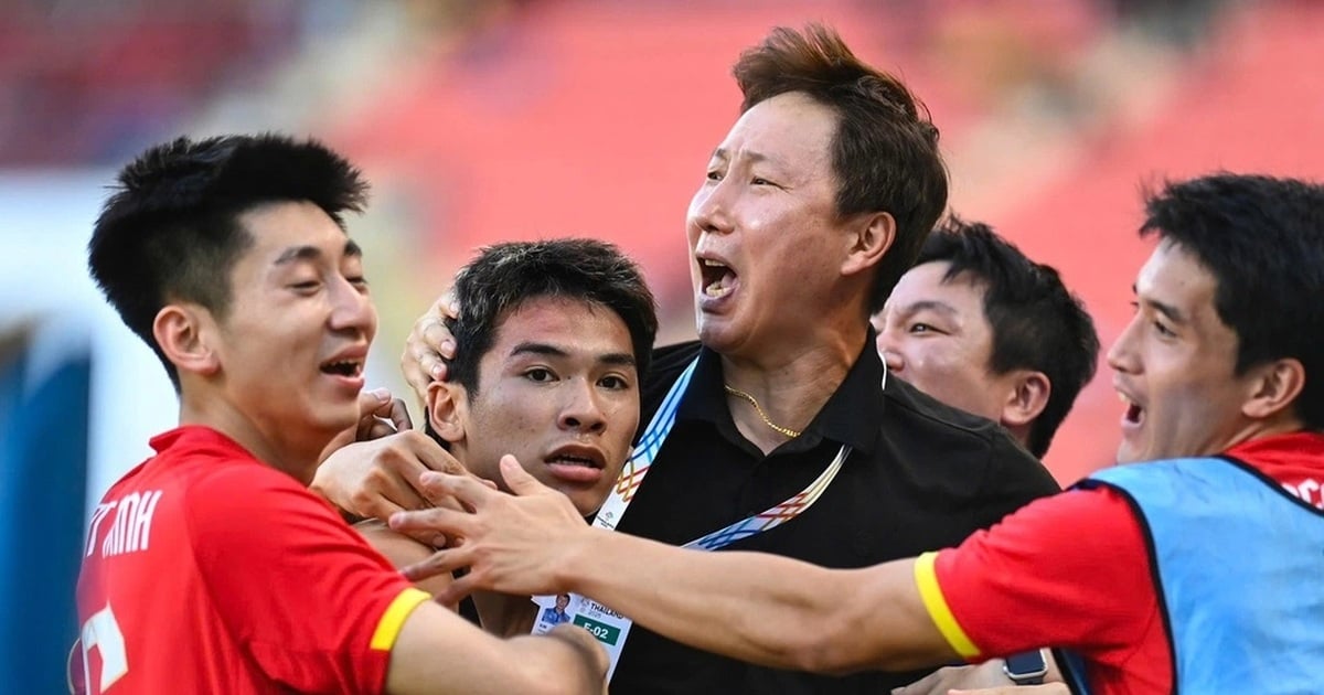 Korean media reports explain the reasons behind coach Kim Sang Sik's ...