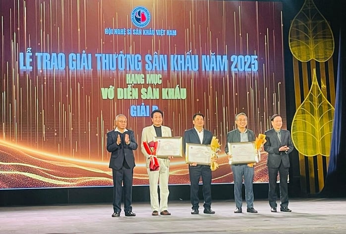 Minh Nhi, Tuyet Thu und Vo Thanh Liem wurden bei der ...