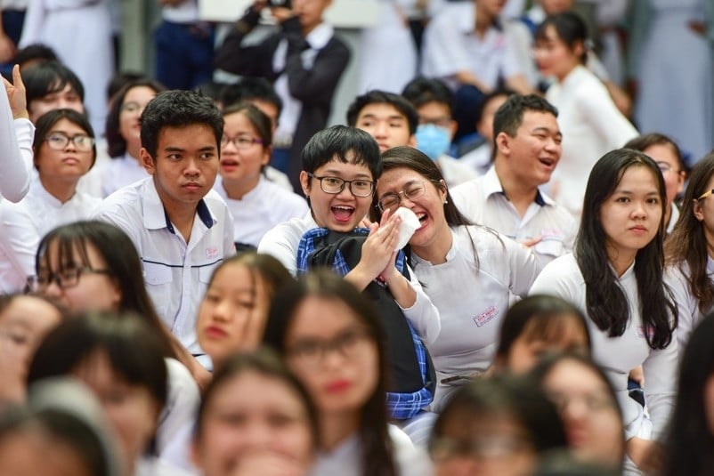 Bài mẫu viết thư UPU lần thứ 55: Học cách kết nối trong thế giới số