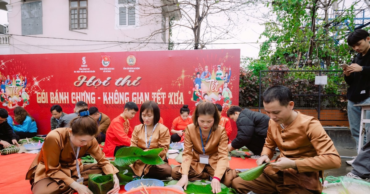 Râm ran thưởng Tết