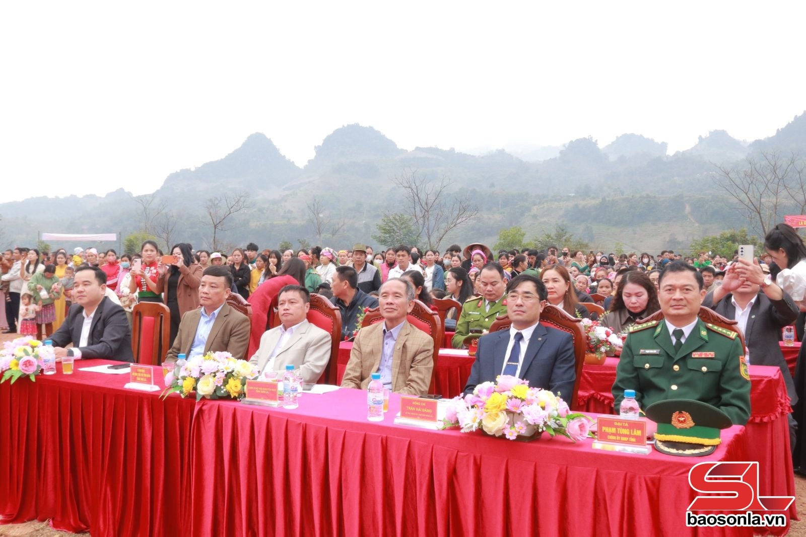 The "Spring Border Guard Program: Warming the Hearts of the Local ...