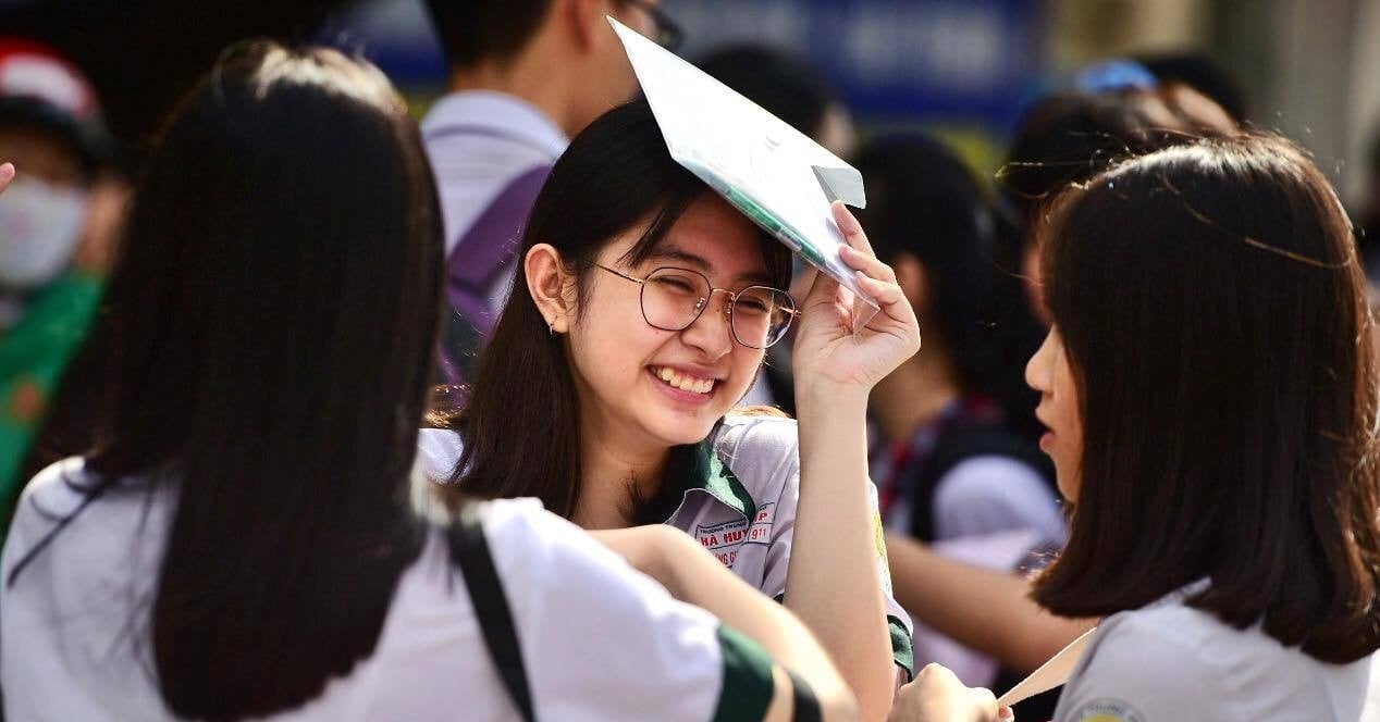 Contoh surat untuk Kompetisi Menulis Surat UPU ke-55: Robot tidak dapat ...