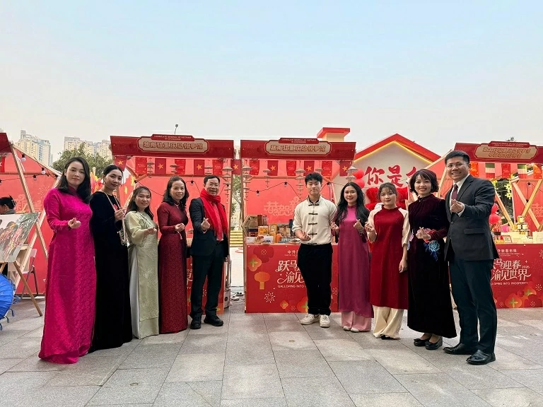 Promoting Vietnamese culture, cuisine, and products at the Chongqing ...