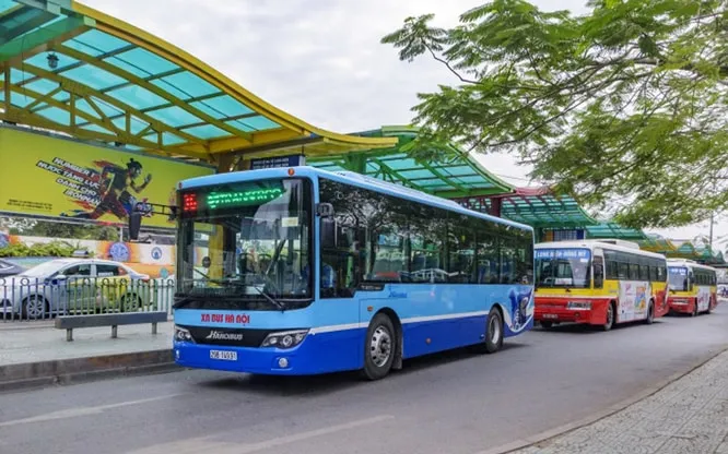 À Hanoï, les trajets en bus et en métro sont gratuits pendant 9 jours à ...