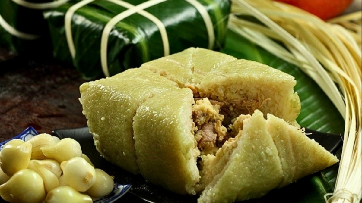 Things to keep in mind when eating banh chung (Vietnamese sticky rice ...