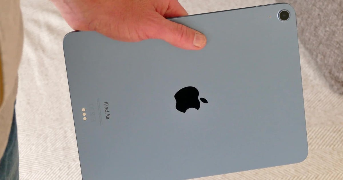 What are those three mysterious dots on the iPad for?