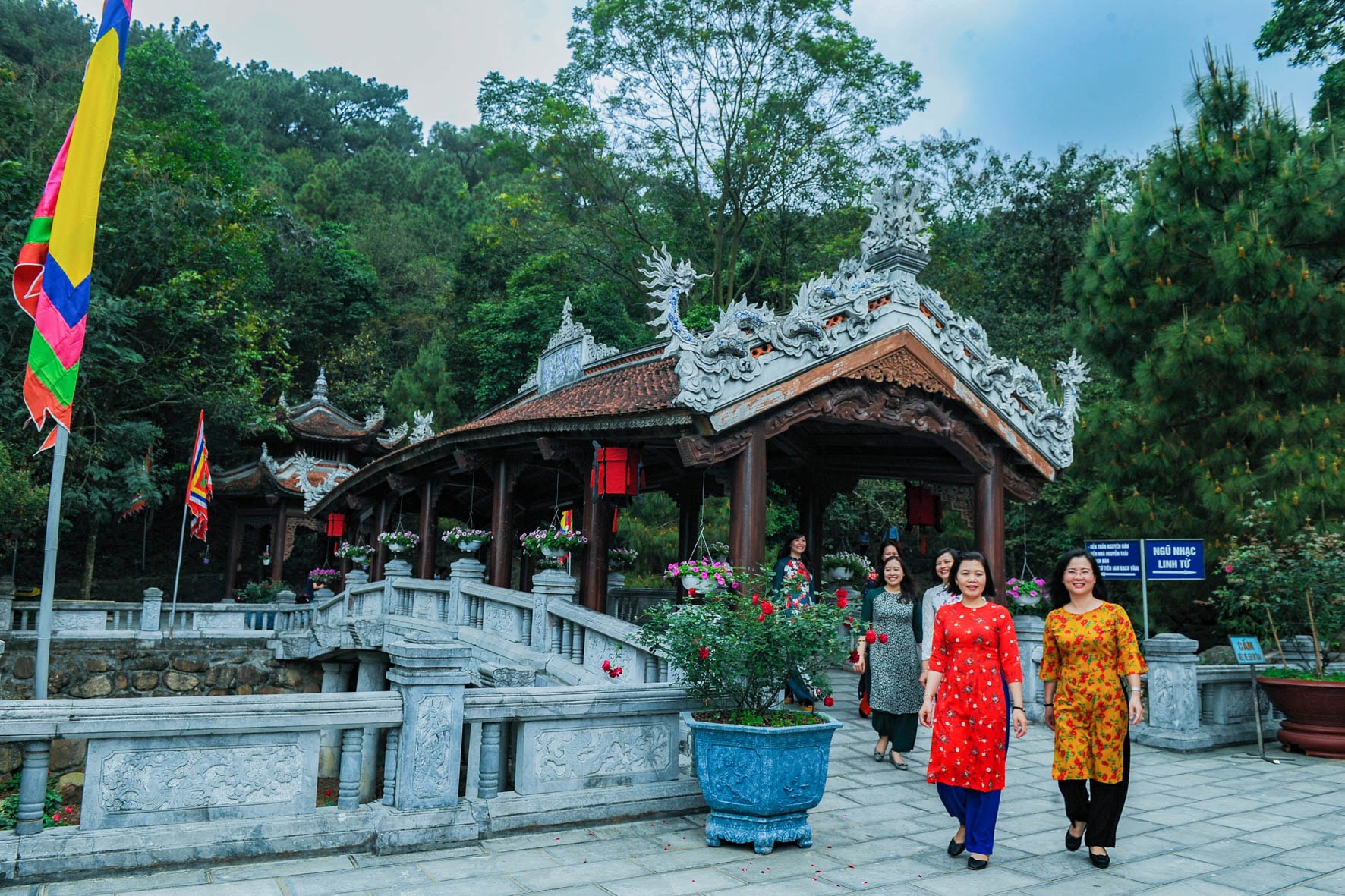 The final stretch of the Yên Tử - Vĩnh Nghiêm - Côn Sơn, Kiếp Bạc ...