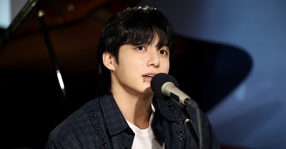 The 29-year-old male singer sparked controversy for livestreaming ...