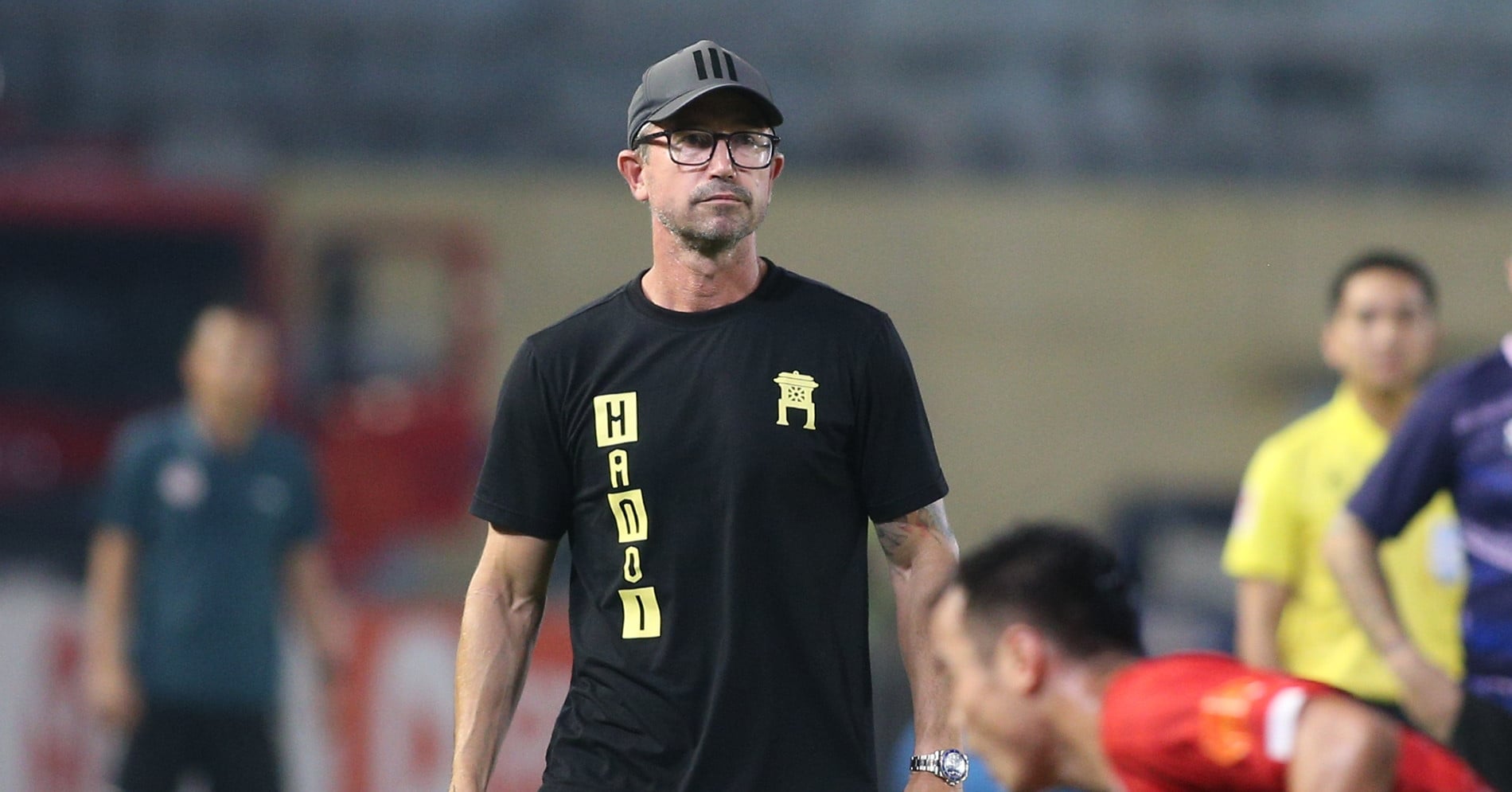 Coach Harry Kewell: Referees in the Premier League don't officiate like ...
