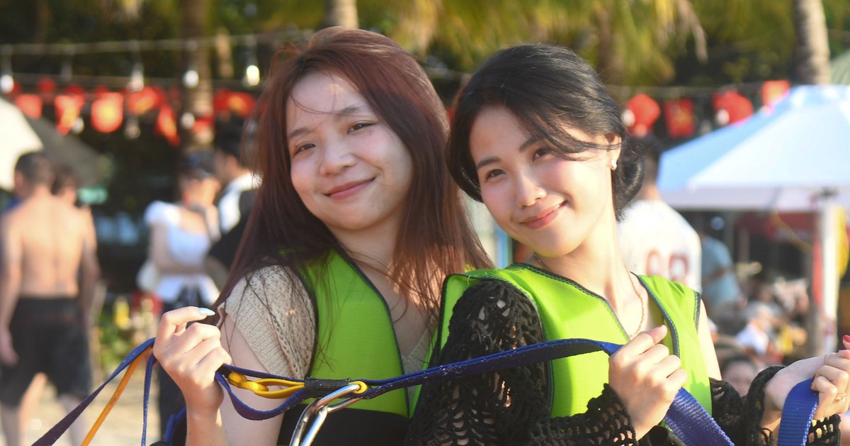 Ha Tien, Tao Dan Chieu Anh Cac festivalinin ulusal somut olmayan ...