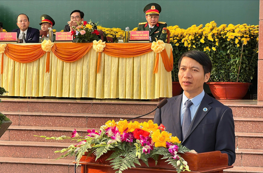 Deputy Secretary of the Provincial Party Committee Nguyen Ngoc Luong ...