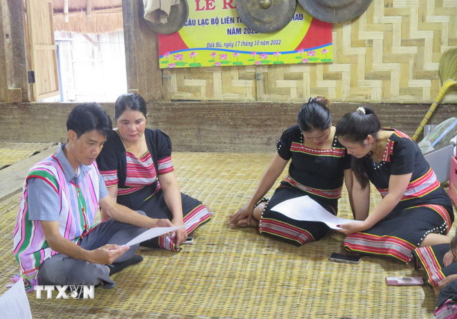 Flexible solutions for engaging with voters at the "Indochina Crossroads"