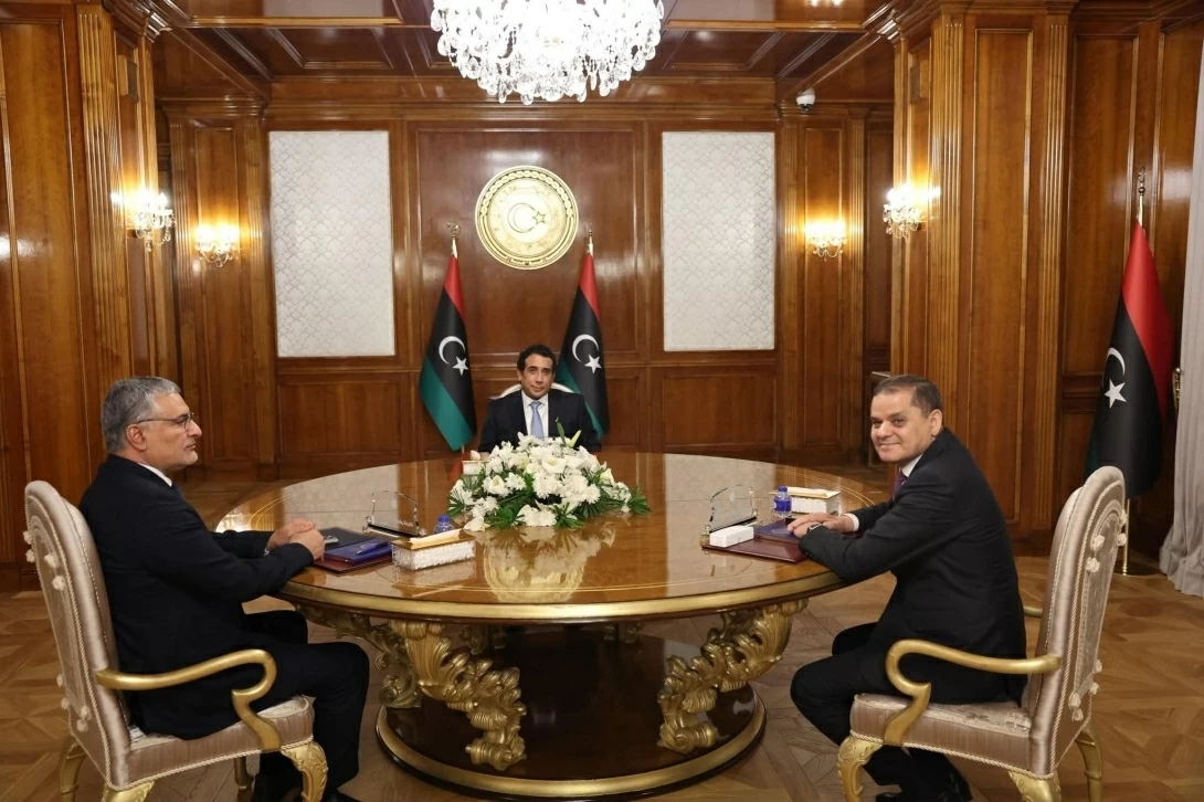 The Libyan government reshuffled its cabinet amid persistent political ...