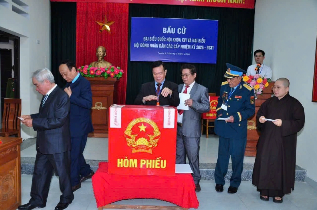 Hai Phong: Un gran festival para todos los residentes del barrio de ...